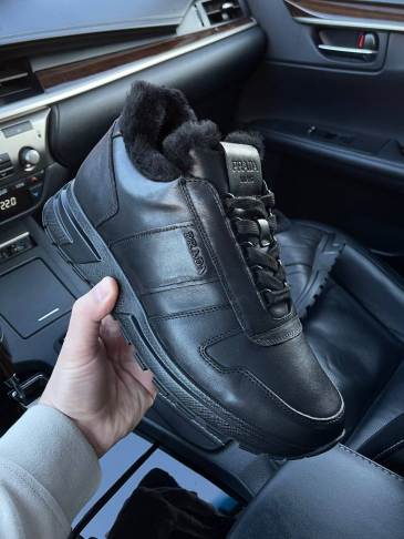 Кроссовки Prada PL-21131 купить в интернет-магазине брендовых вещей ...